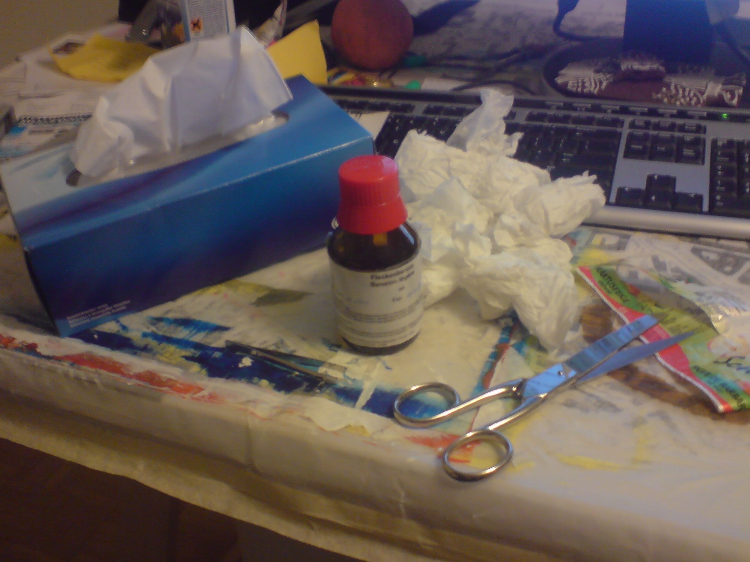 How to Build an Intriguing-looking But Simple Lamp Made of Plastic ...