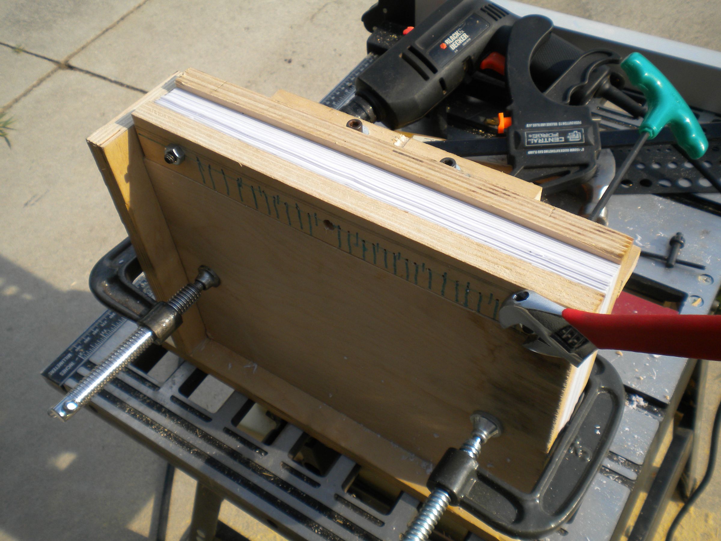 Heavy Duty Book Binder Jig. : 11 Steps - Instructables