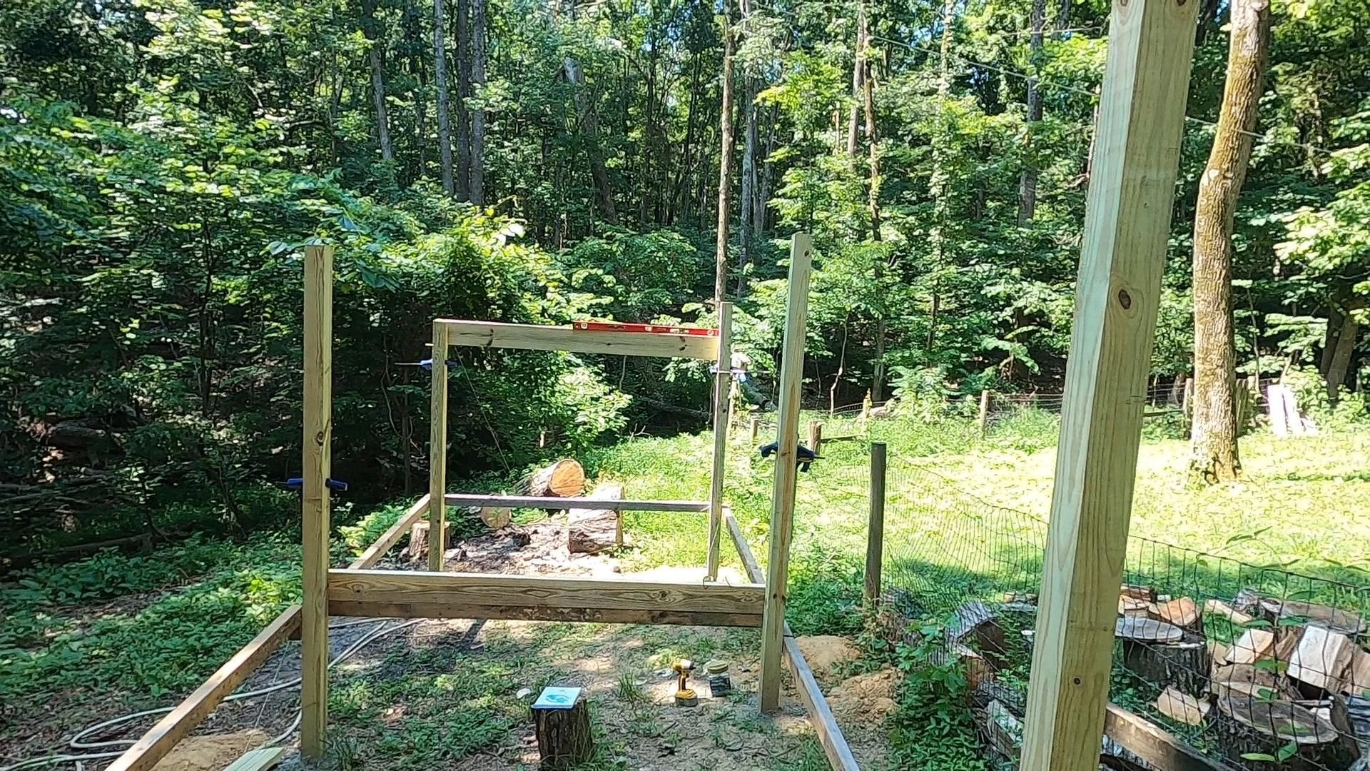 Backyard Treehouse With Zip Line, Trap Door, and Sliding Door : 25 ...