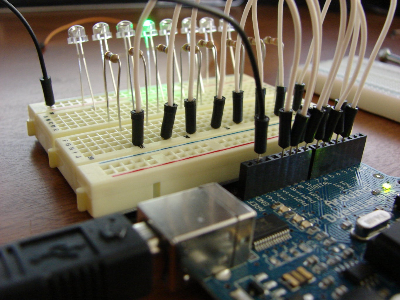 8 Led Larson Scanner With Arduino Instructables