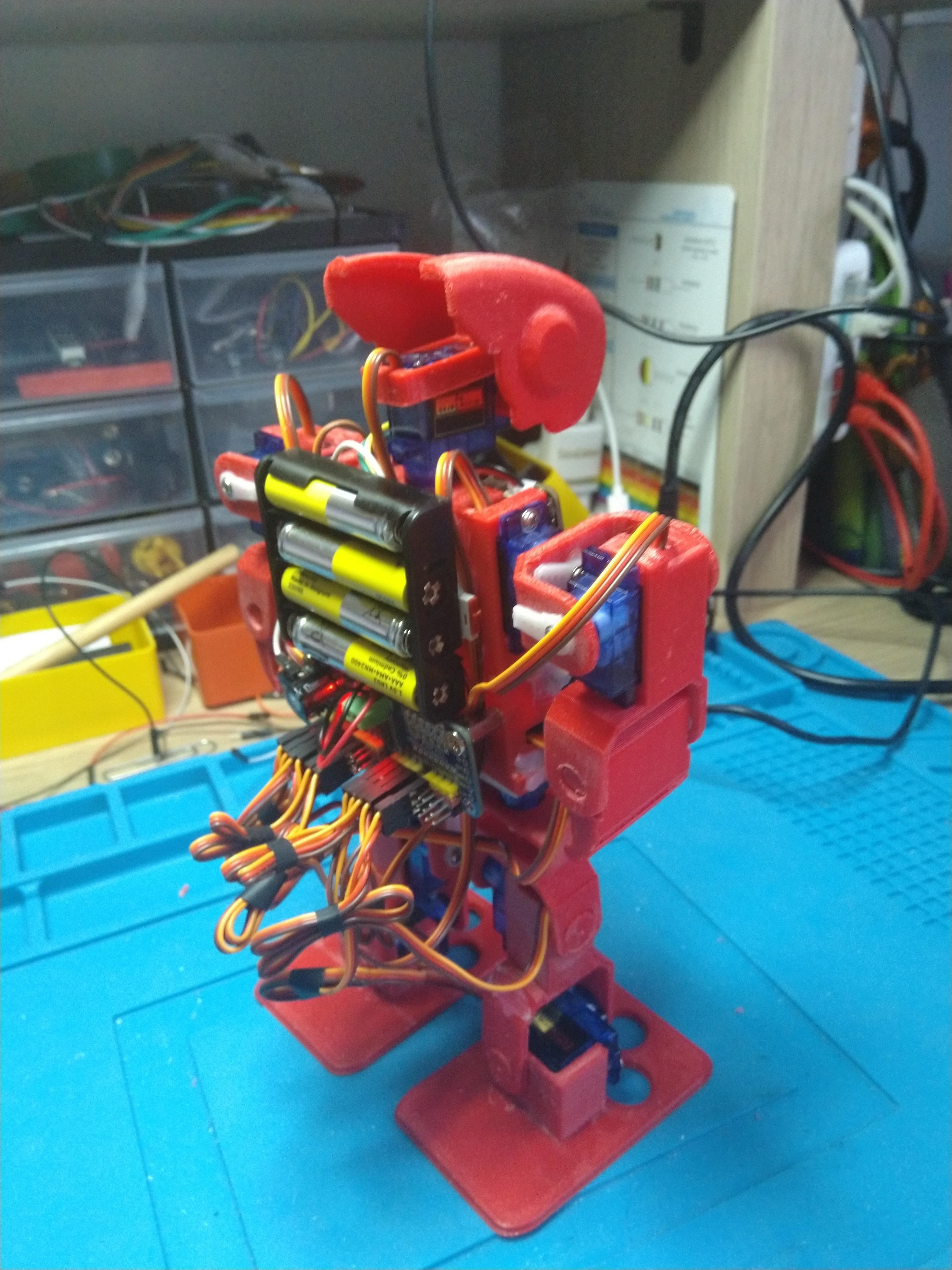 Dancing MicroBit Robot : 6 Steps - Instructables