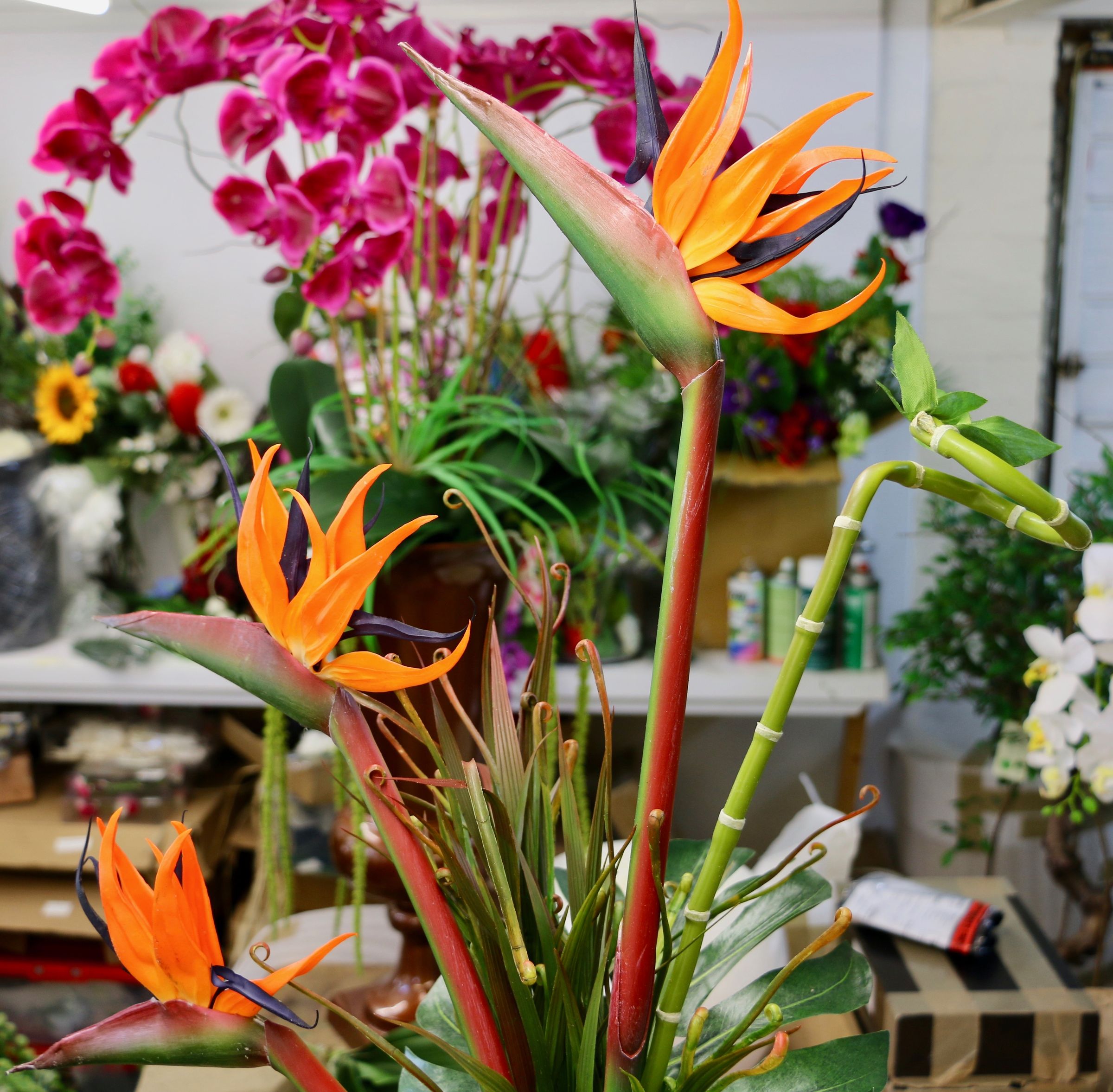 How to Make a Luxury Tropical Display From Artificial Flowers : 10 ...