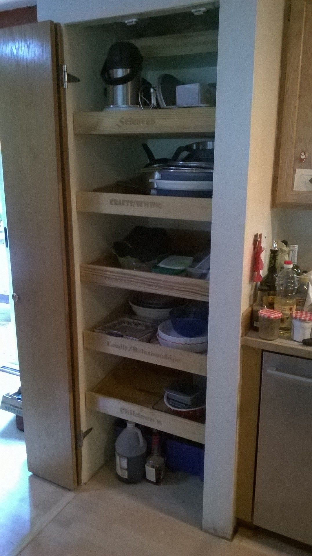 Kitchen Pantry Drawers : 8 Steps (with Pictures) - Instructables