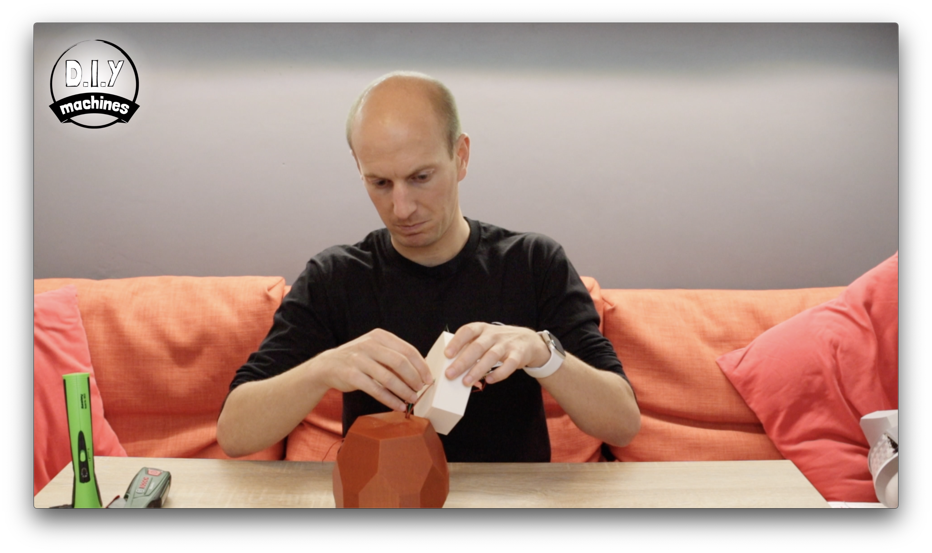 Automatic Smart Plant Pot - (DIY, 3D Printed, Arduino, Self Watering ...