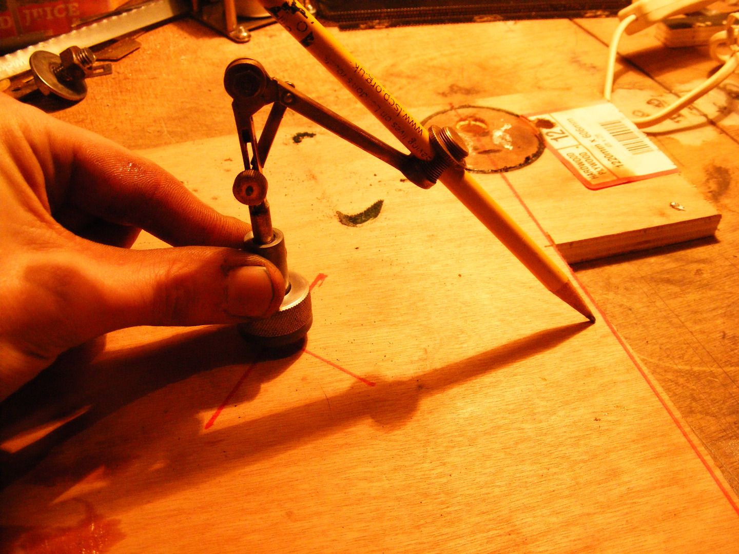 Lazy Susan Motorized Robot Style : 14 Steps (with Pictures) - Instructables