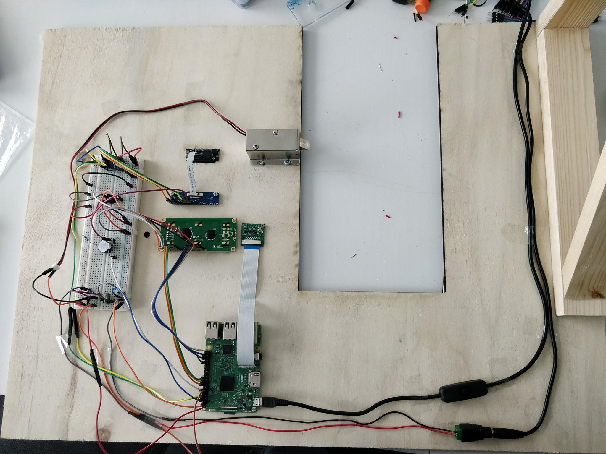 Lock Changer: Open Door With QR-code : 8 Steps - Instructables