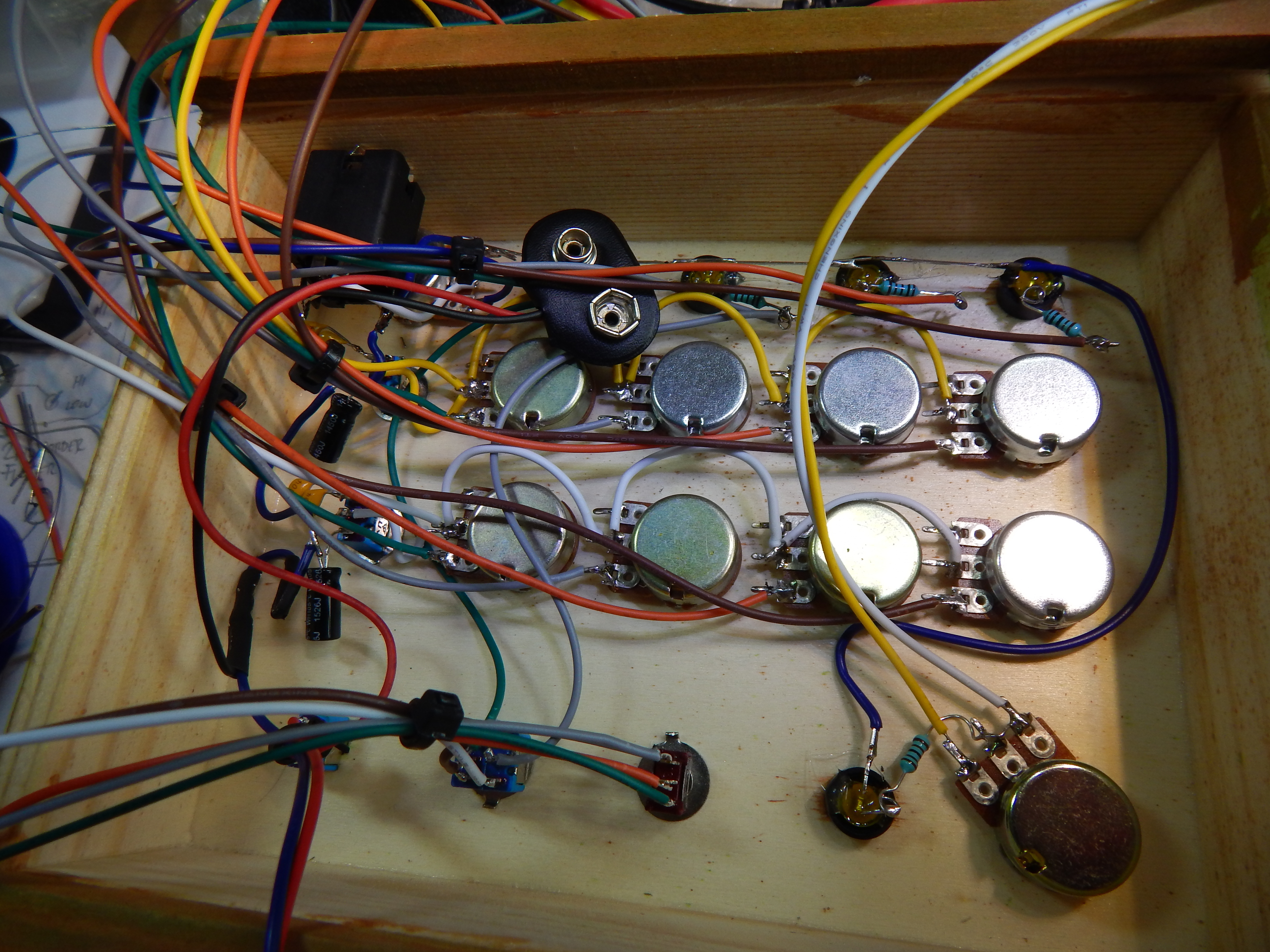 Parallel Sequencer Synth : 17 Steps (with Pictures) - Instructables