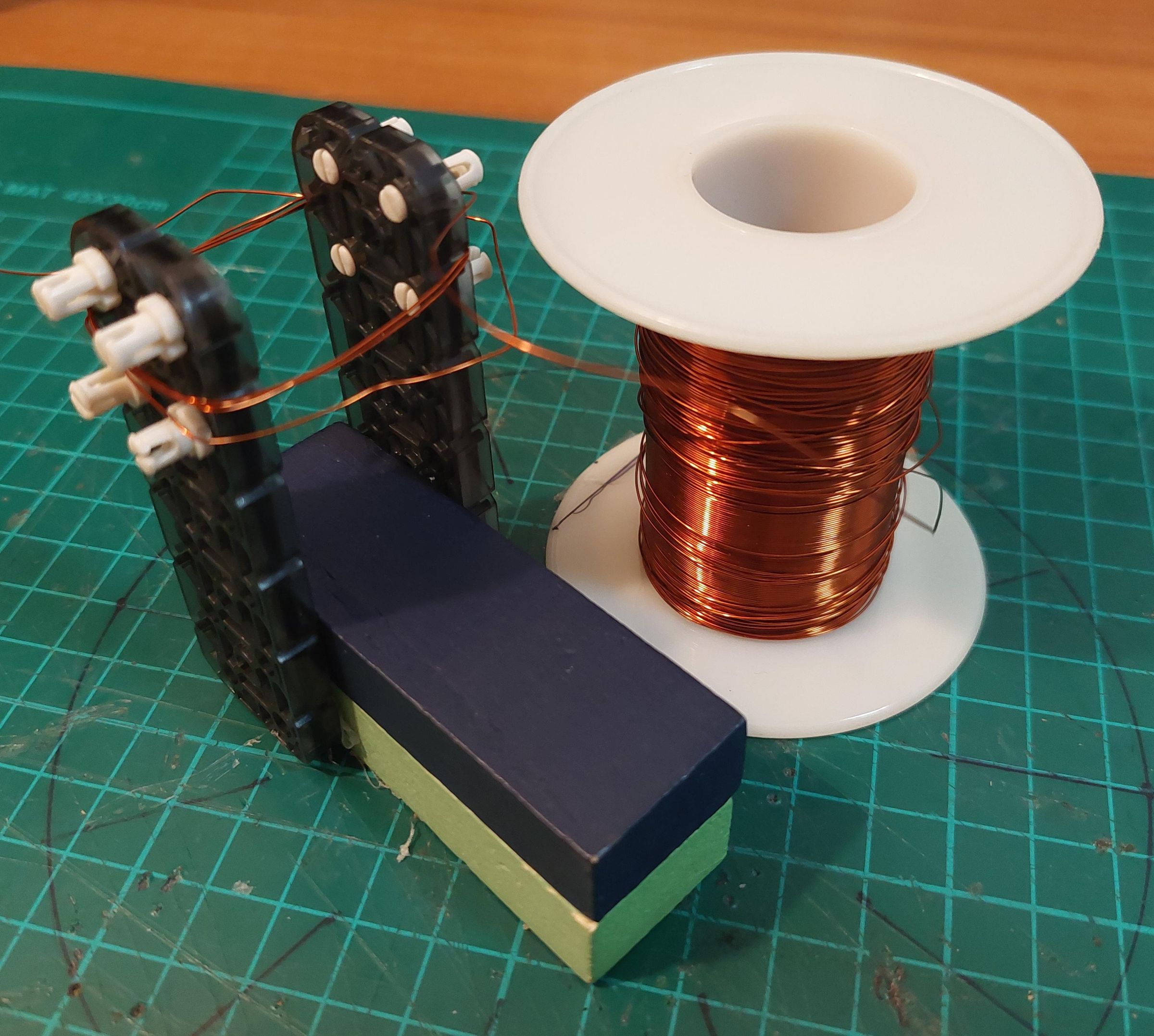DIY Brushless DC Motor (Newman Motor) : 5 Steps (with Pictures ...
