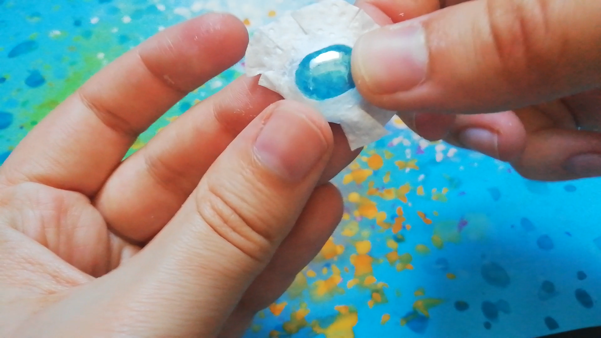 Holographic Gemstones From CDs : 9 Steps (with Pictures) - Instructables