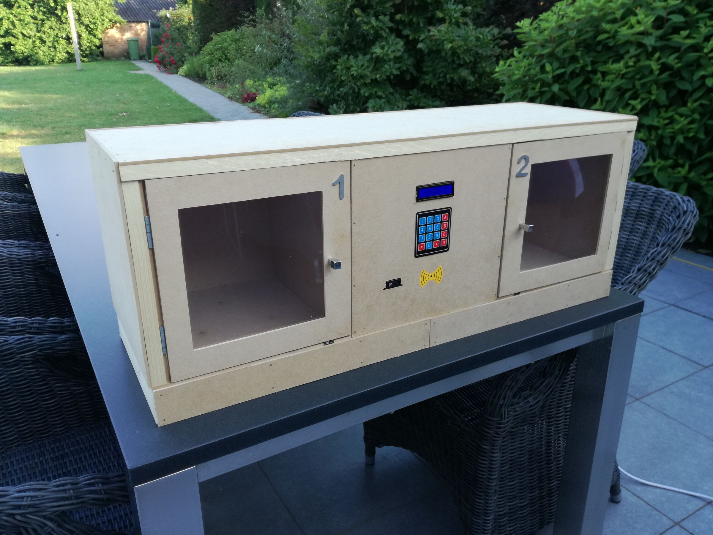 SmartPost: Smart Postal Package Locker : 7 Steps - Instructables