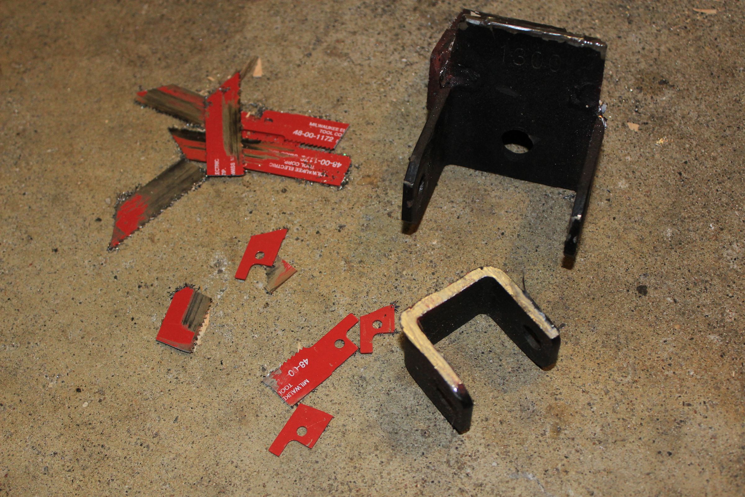 Scissor Bench - Adjustable Height, Motorized Workstation : 9 Steps ...