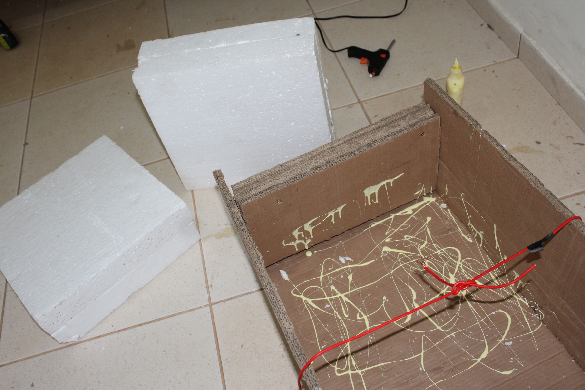 Cardboard Kayak : 27 Steps (with Pictures) - Instructables