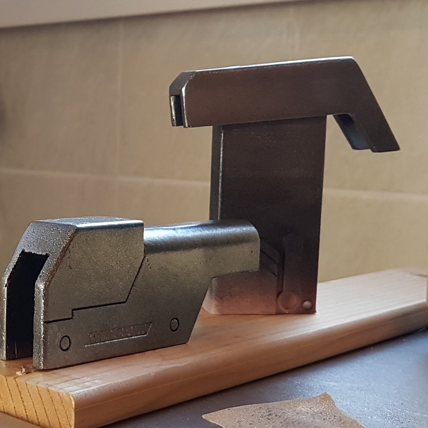 Paralyzer Blaster (Metroid) Mould and Cast : 4 Steps (with Pictures ...