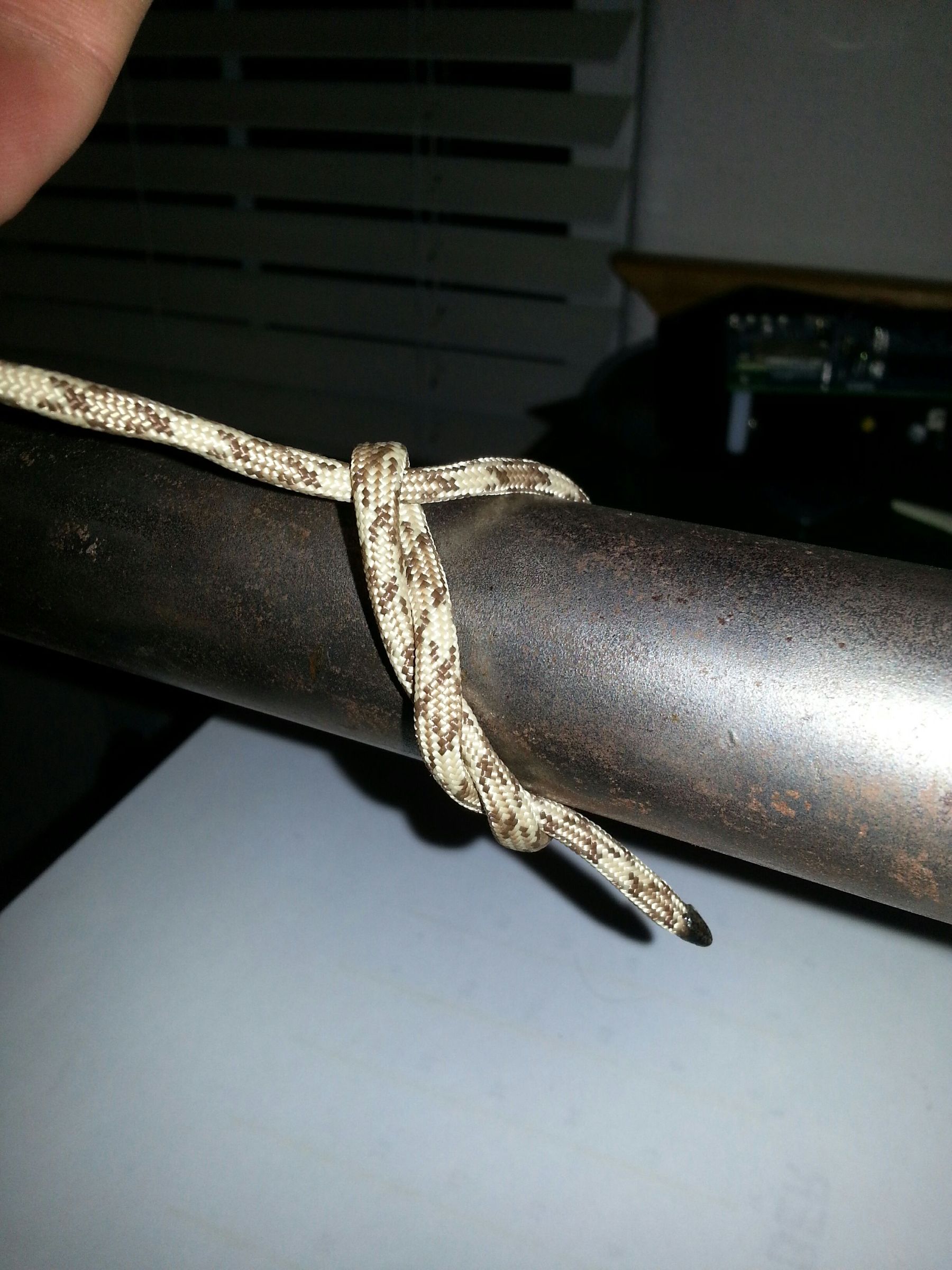 How to Tie a Timber Hitch - Instructables