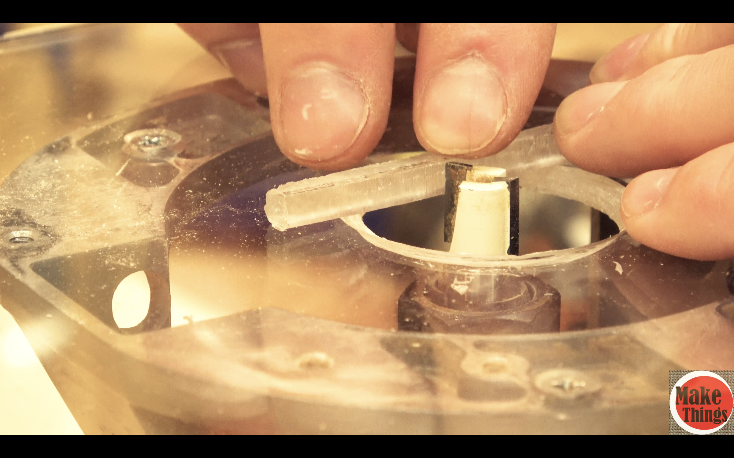 Desktop Router Table Using Only 3 HAND Power Tools : 12 Steps (with ...