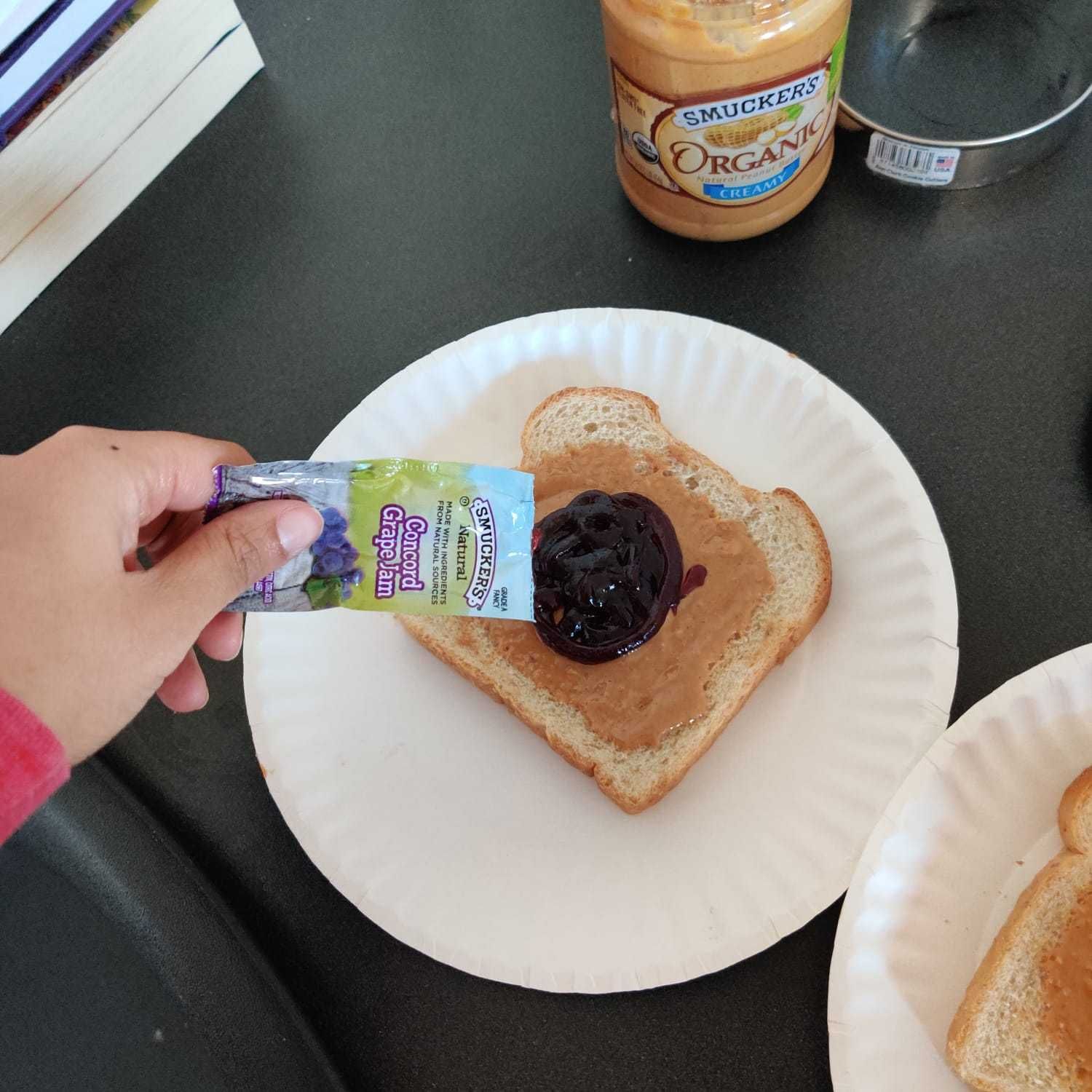 How to Make 'Uncrustables' Peanut Butter and Jelly Sandwiches. : 11 ...