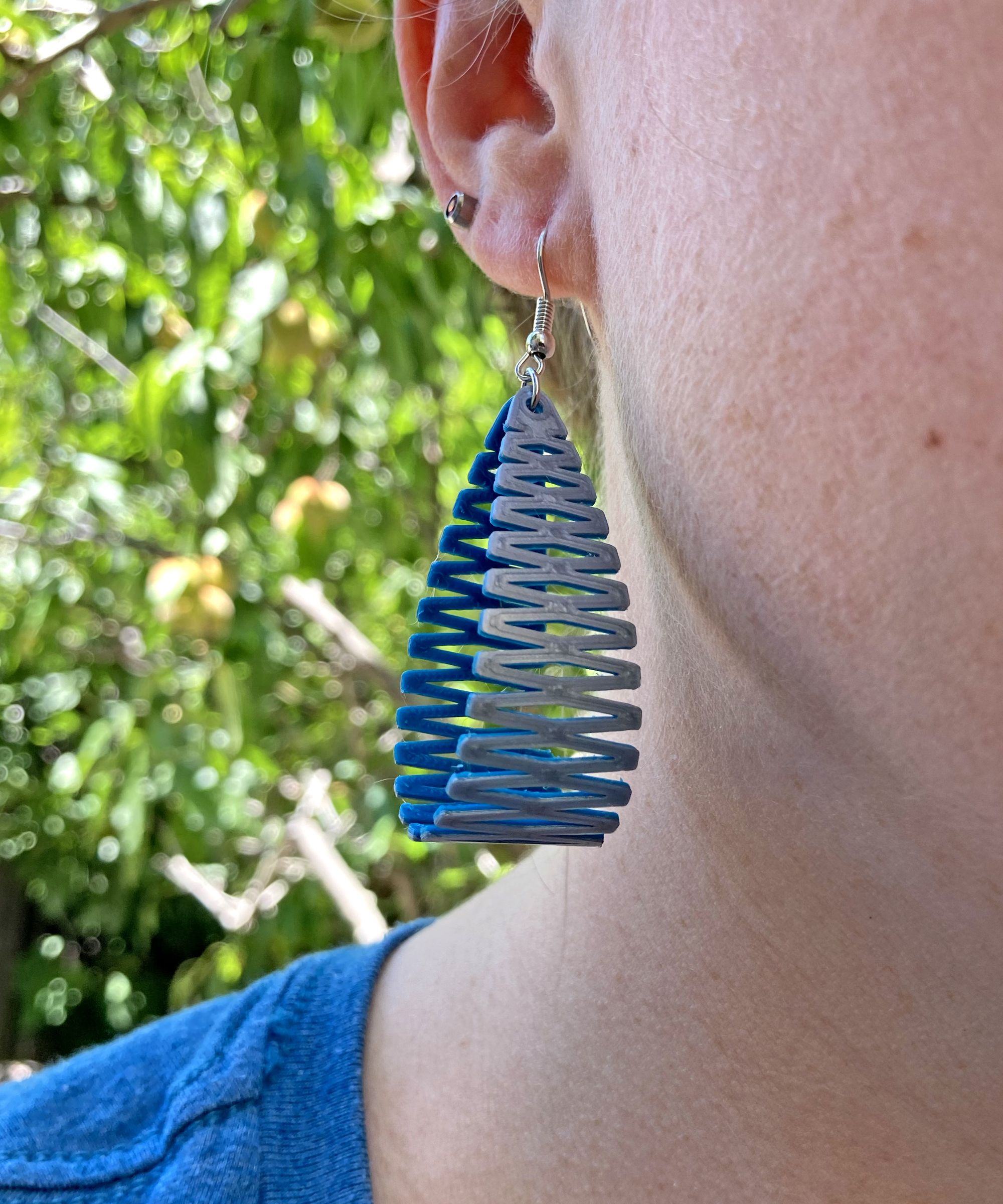 Living Hinge Earrings - 3D Print : 7 Steps (with Pictures) - Instructables