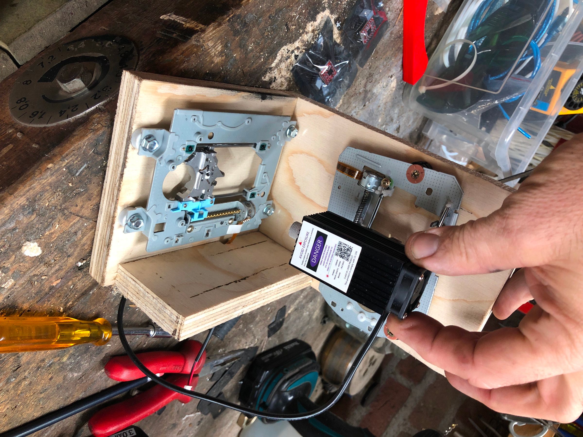 Arduino CNC Laser Enrgaver From DVD Drive : 8 Steps (with Pictures ...