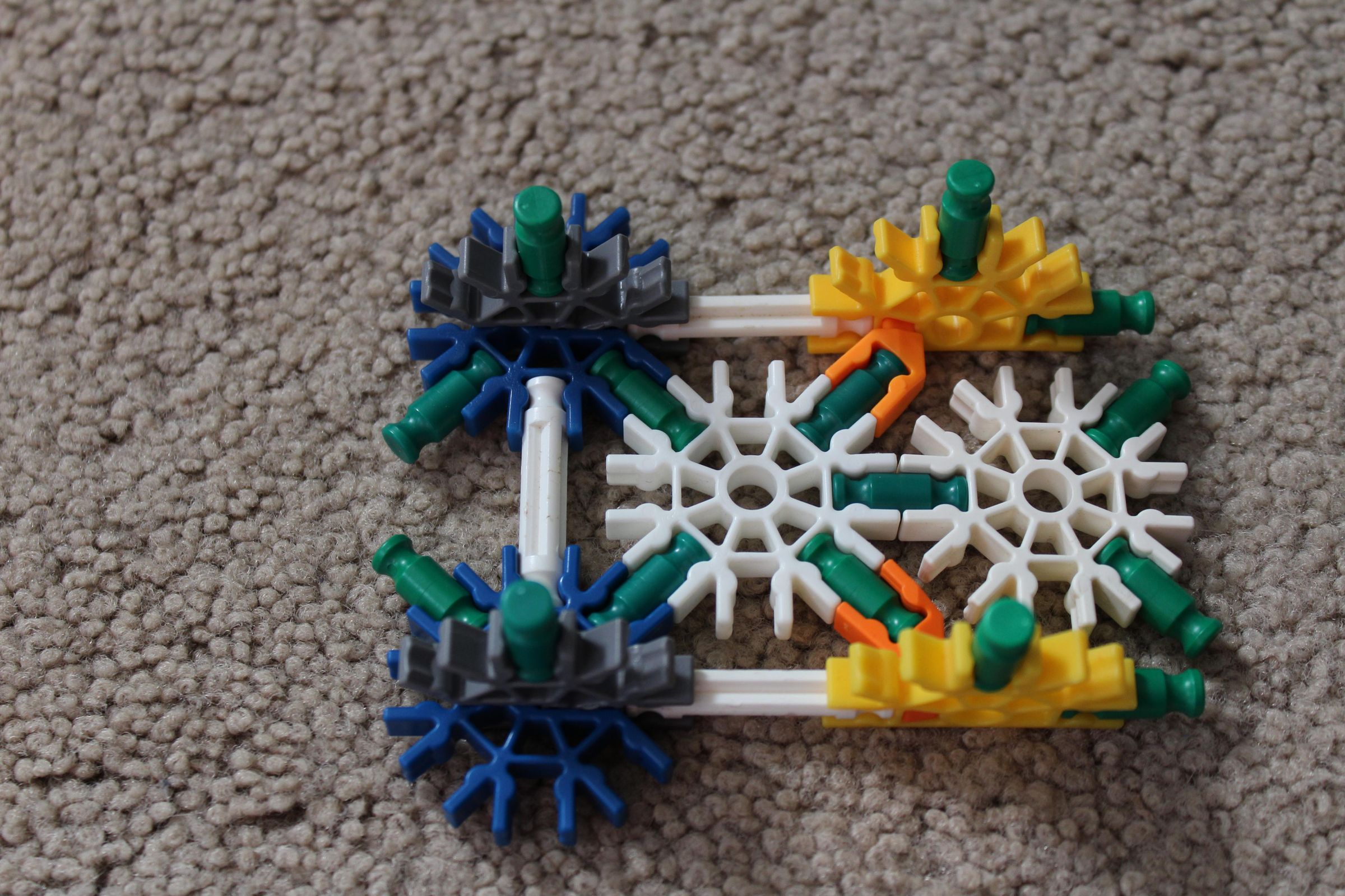 K'nex Sikorsky S-64 Skycrane : 9 Steps - Instructables