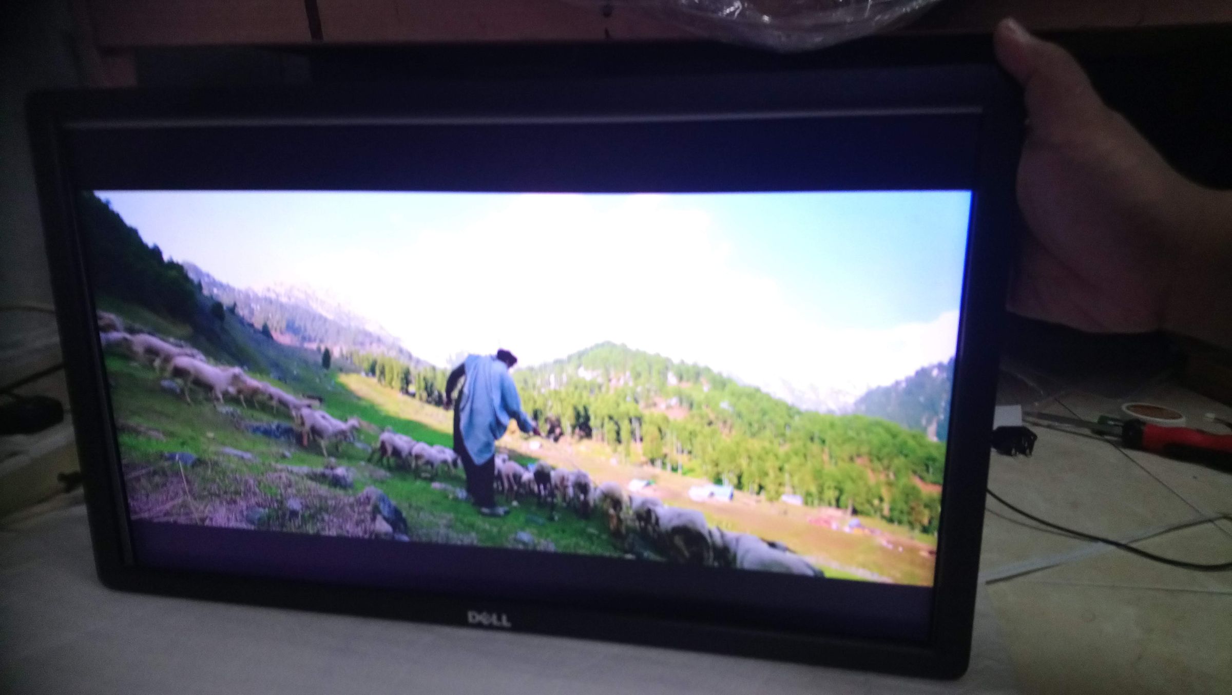 Monitor to TV Conversion : 5 Steps - Instructables