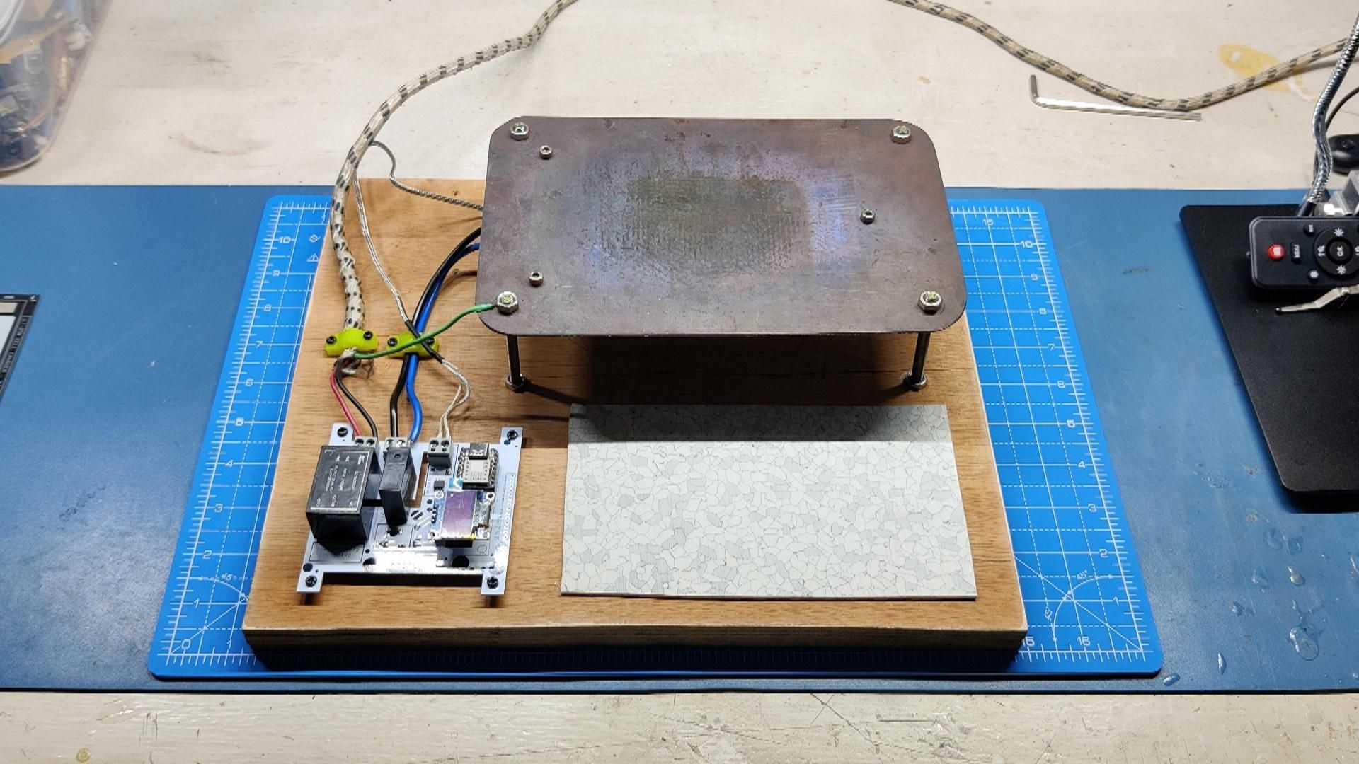 Makeshift Reflow Hotplate : 17 Steps (with Pictures) - Instructables