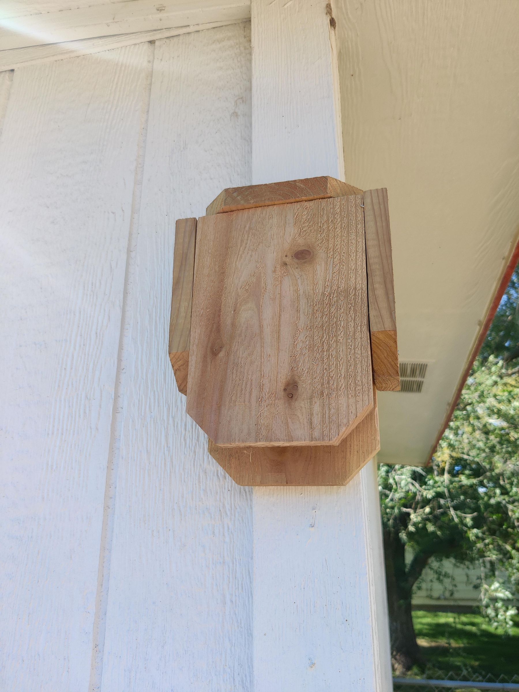 Cedar Fence Bat House : 6 Steps - Instructables