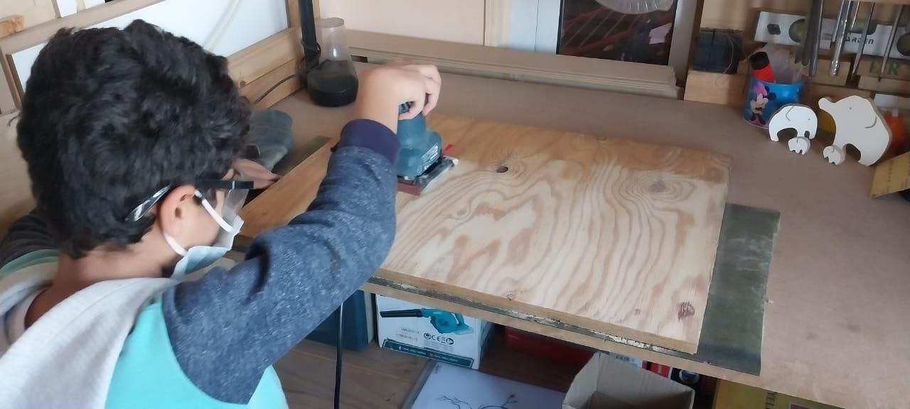 Simple Router Table : 4 Steps - Instructables