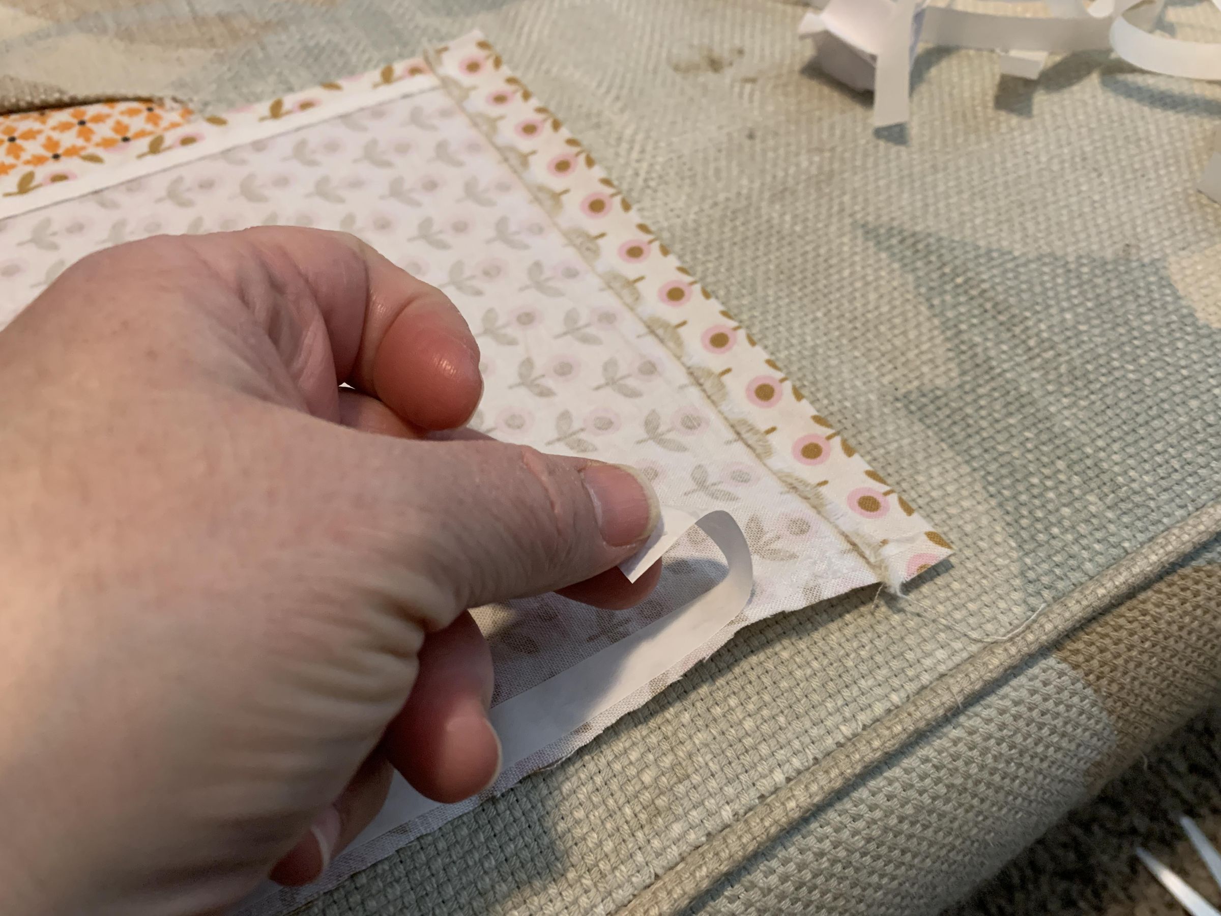Repair Fabric Ottoman : 6 Steps (with Pictures) - Instructables