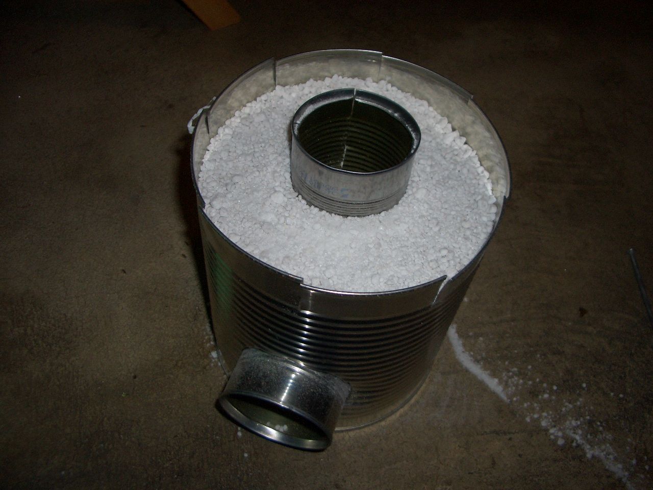 How to Make a Rocket Stove From a #10 Can and 4 Soup Cans : 8 Steps ...
