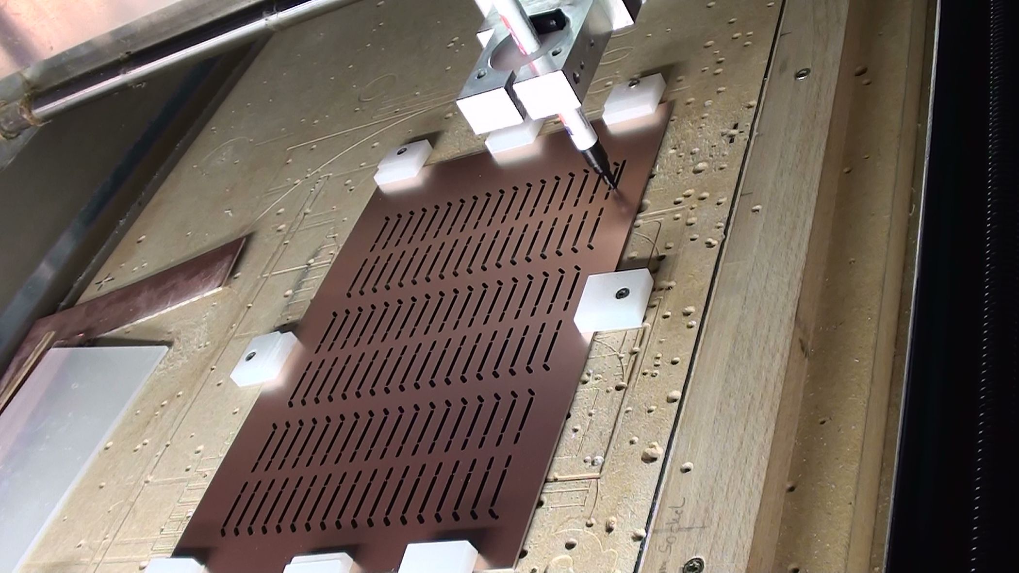 Drawing PCB With My CNC and a Paintmarker : 3 Steps - Instructables