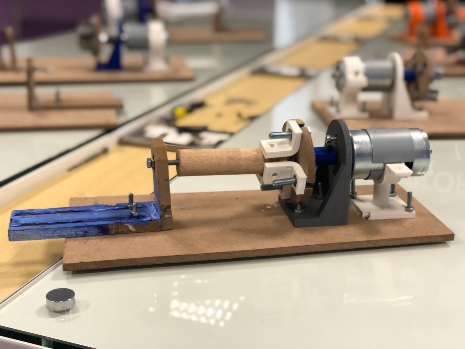 Mini Lathe Machine : 4 Steps - Instructables