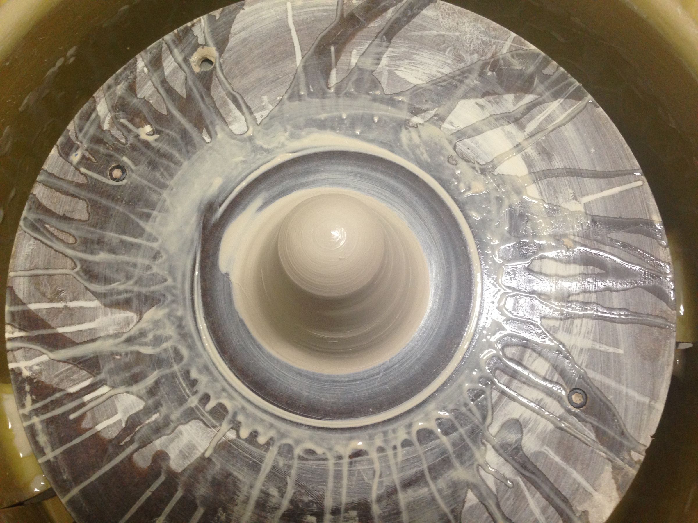 Throwing a Pot 101 : 14 Steps (with Pictures) - Instructables