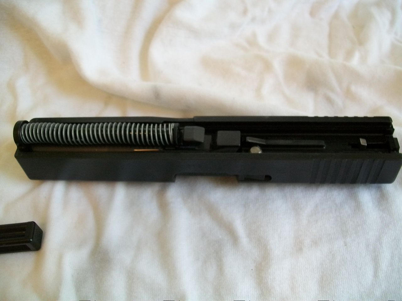 Glock 21 Slide Takedown : 12 Steps - Instructables