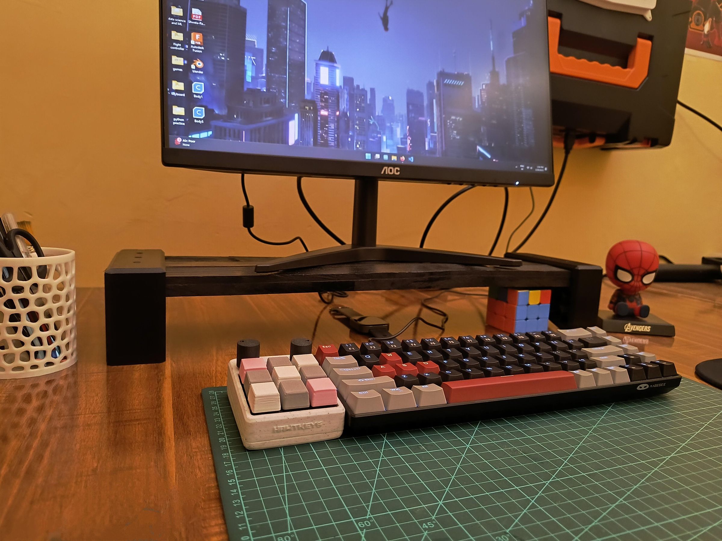 DIY 3D Printed Monitor Stand : 3 Steps - Instructables