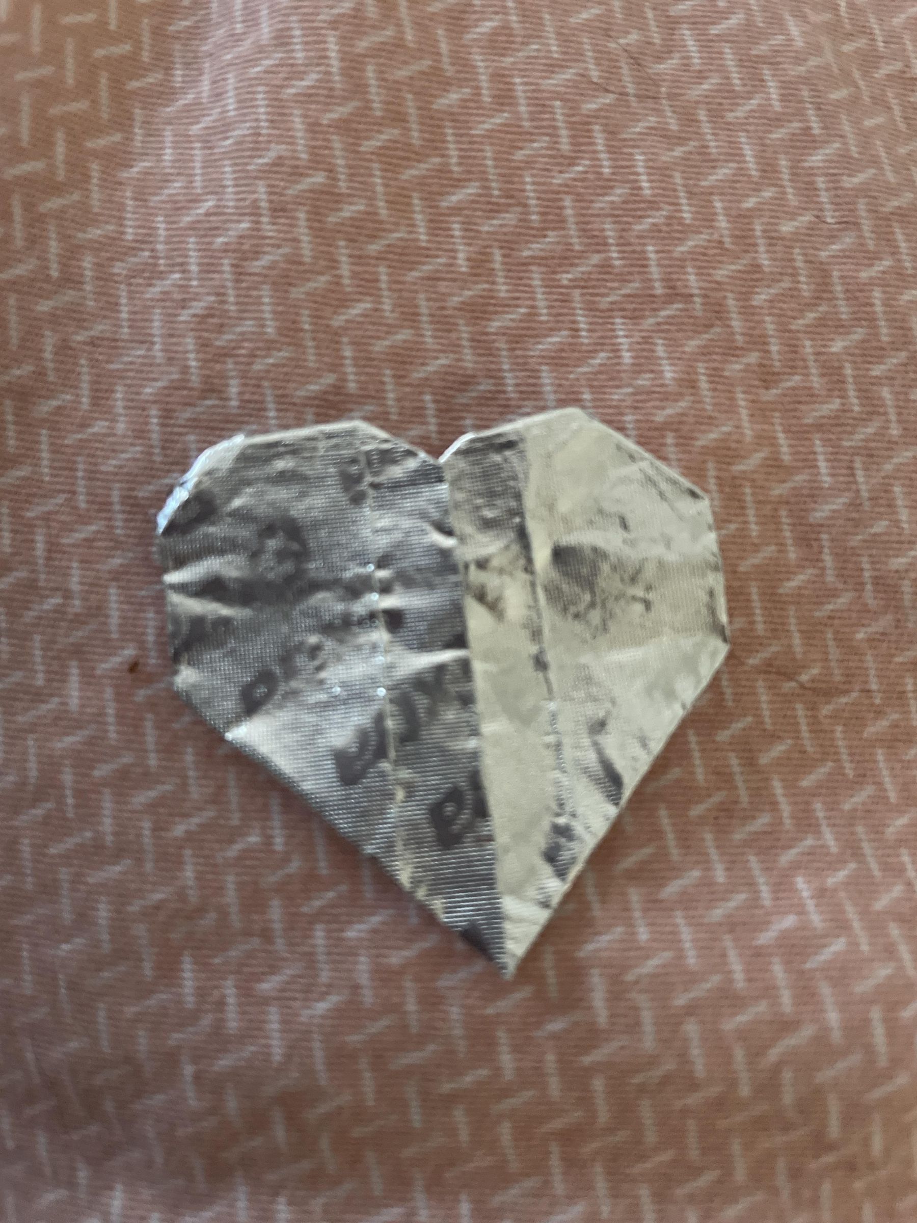 Easy Steps Gum Wrapper Heart : 7 Steps - Instructables