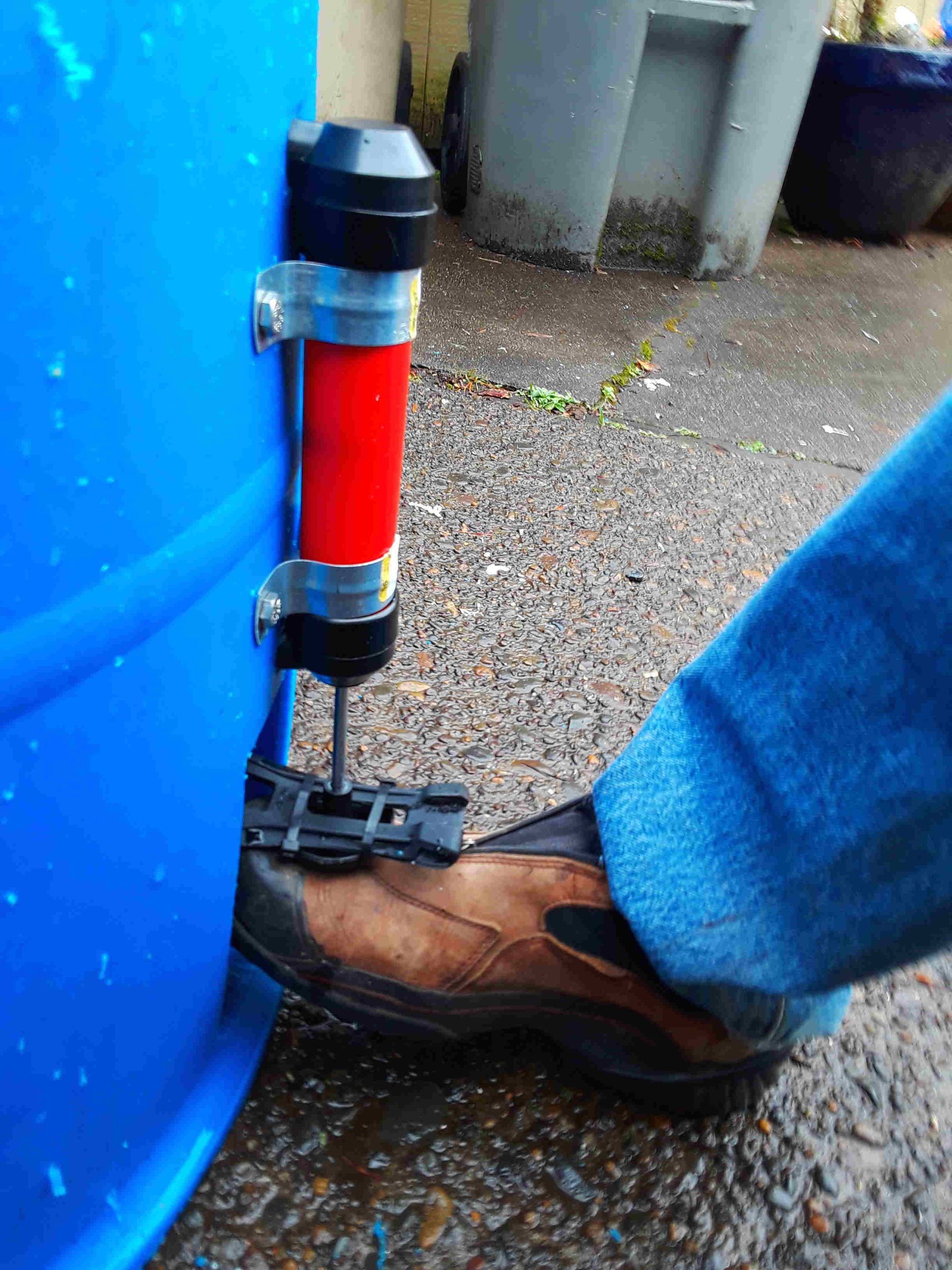 How to Build a Portable Hand Washing Station : 33 Steps (with Pictures ...