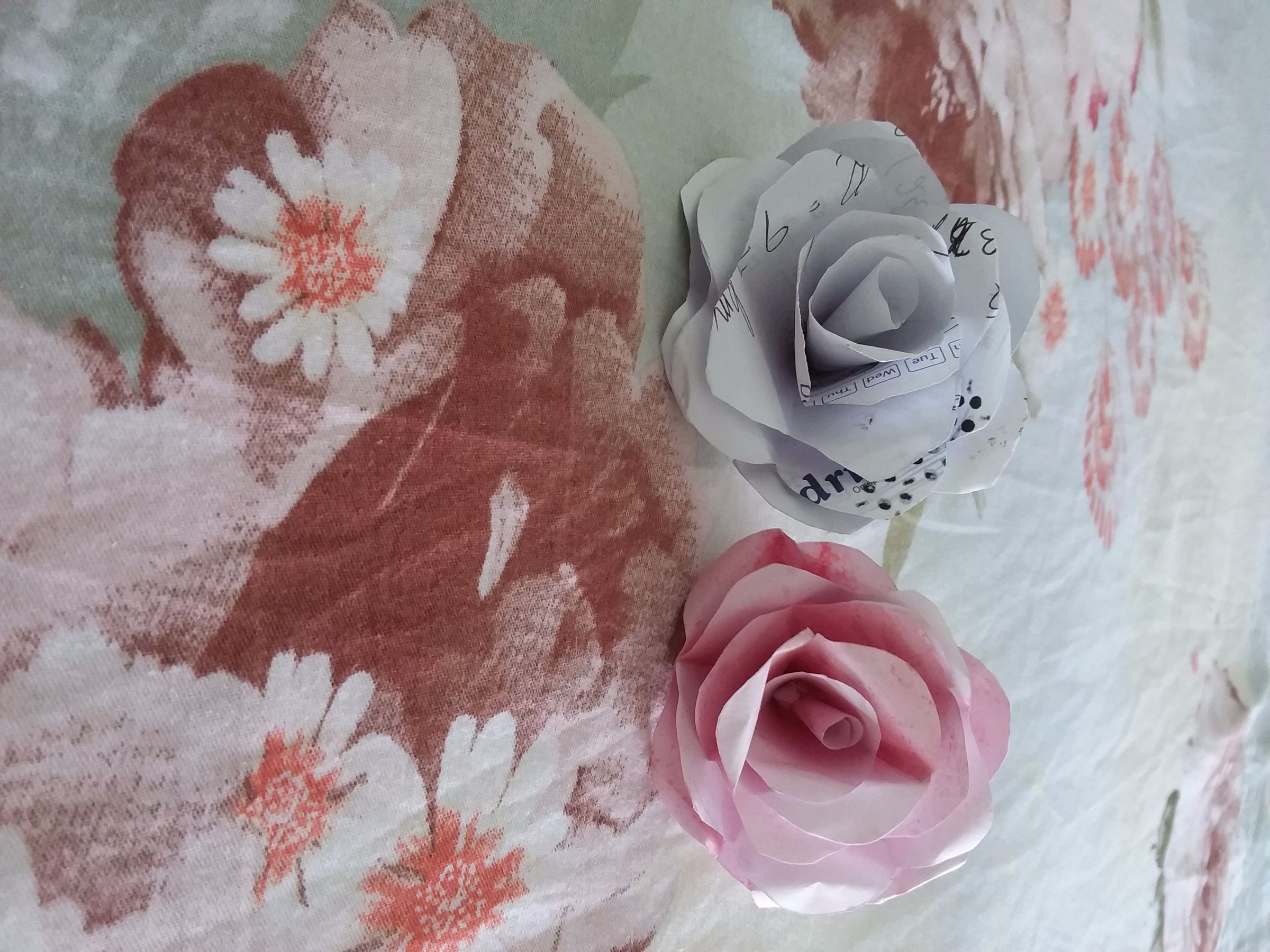 DIY Book Page Rose : 13 Steps (with Pictures) - Instructables