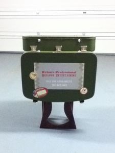 Street Busking Suitcase Table : 7 Steps (with Pictures) - Instructables