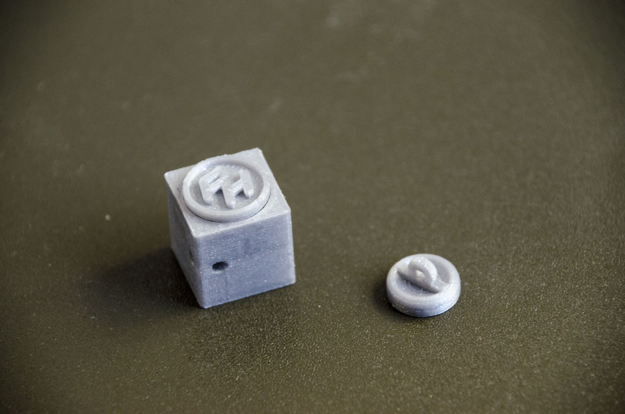 3D Printed PUZZLE BOX DICE and KEYCHAIN : 8 Steps (with Pictures ...