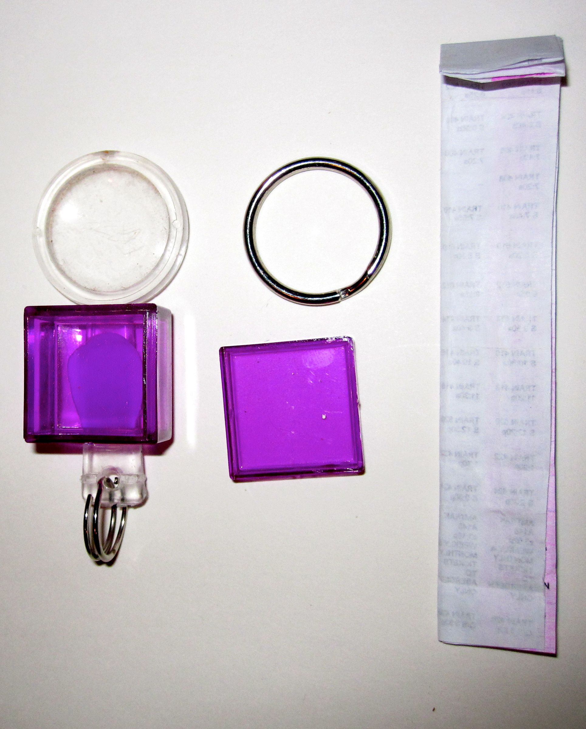 Keychain Magnifying Glass & Pocket Sized Schedule : 4 Steps - Instructables