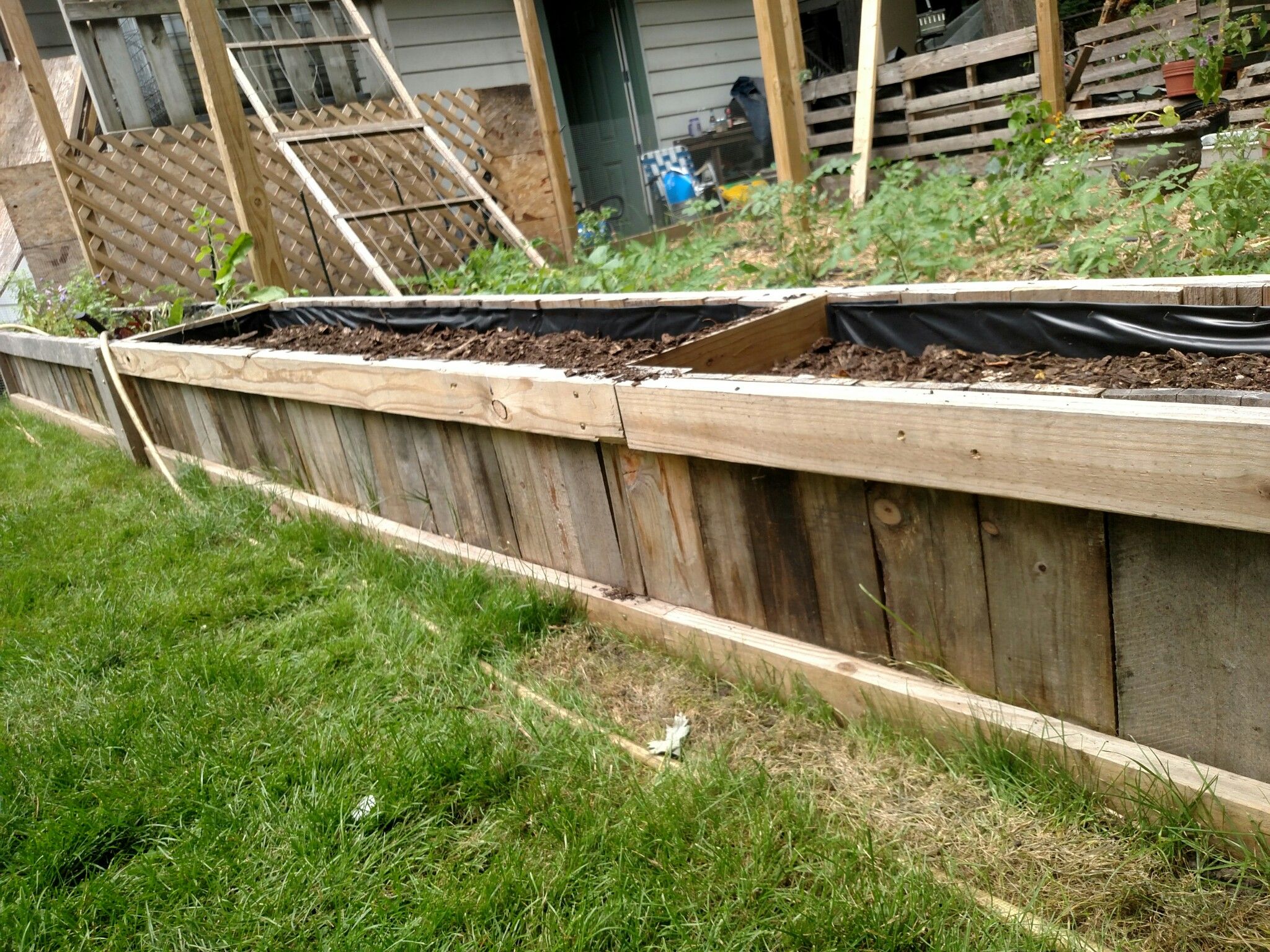 Outdoor Pallet Garden : 10 Steps (with Pictures) - Instructables