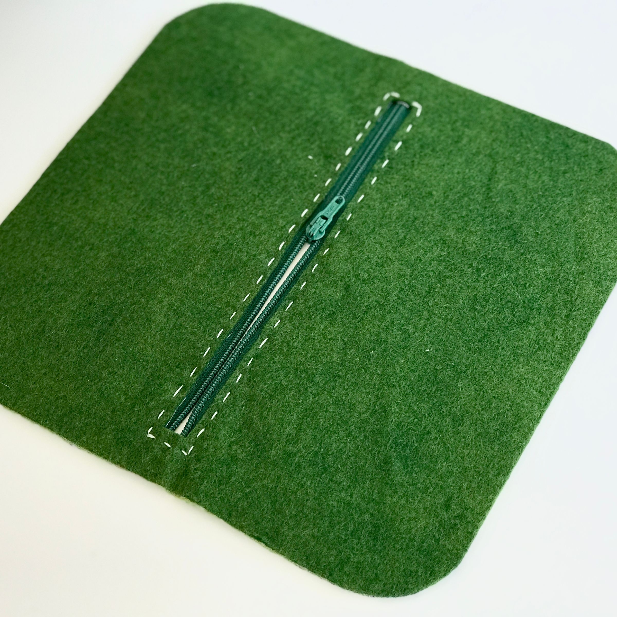 Felt Pouch : 7 Steps (with Pictures) - Instructables