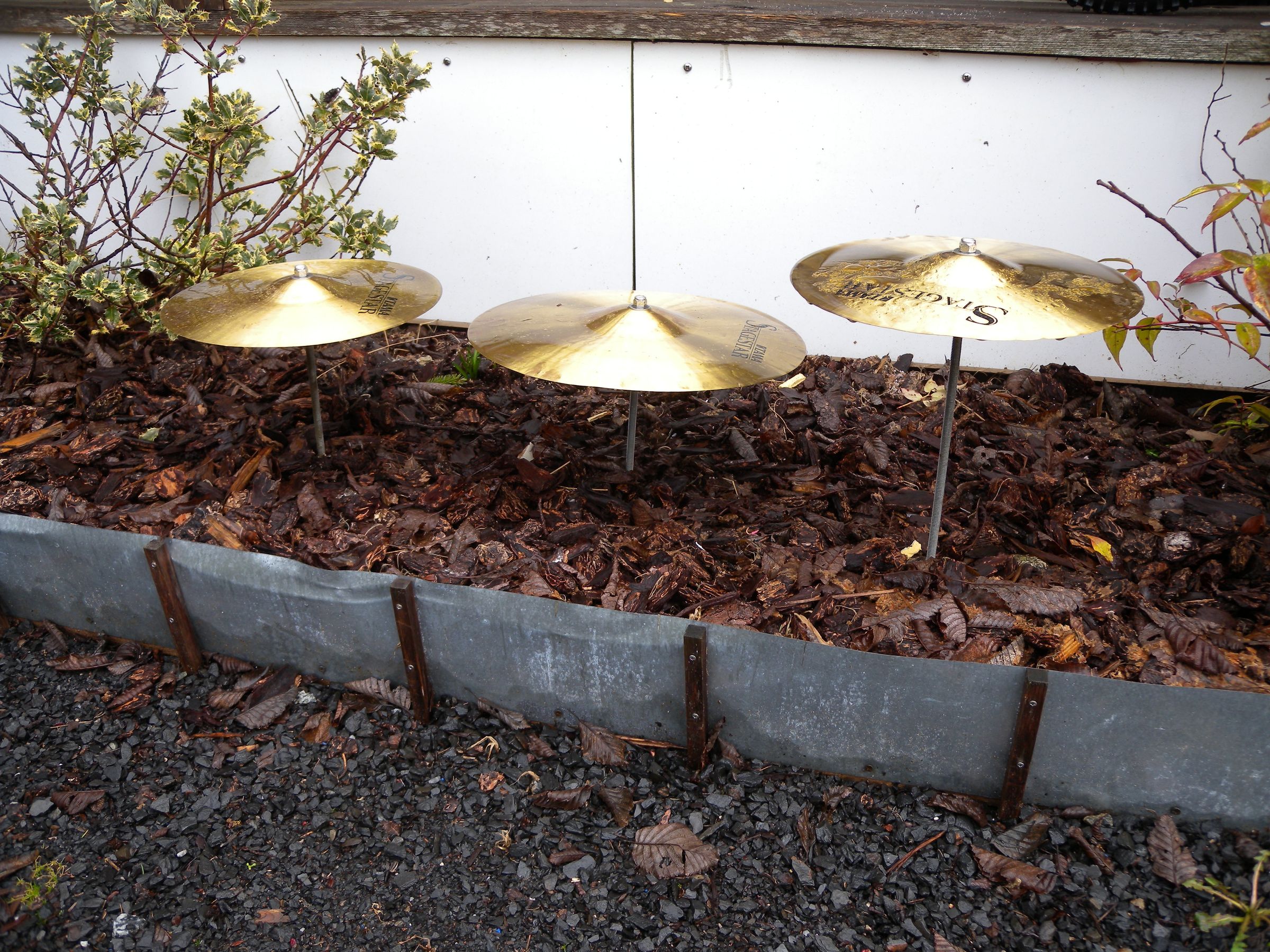 Using Old Drum Cymbals to Play Music From the Rain : 3 Steps (with ...