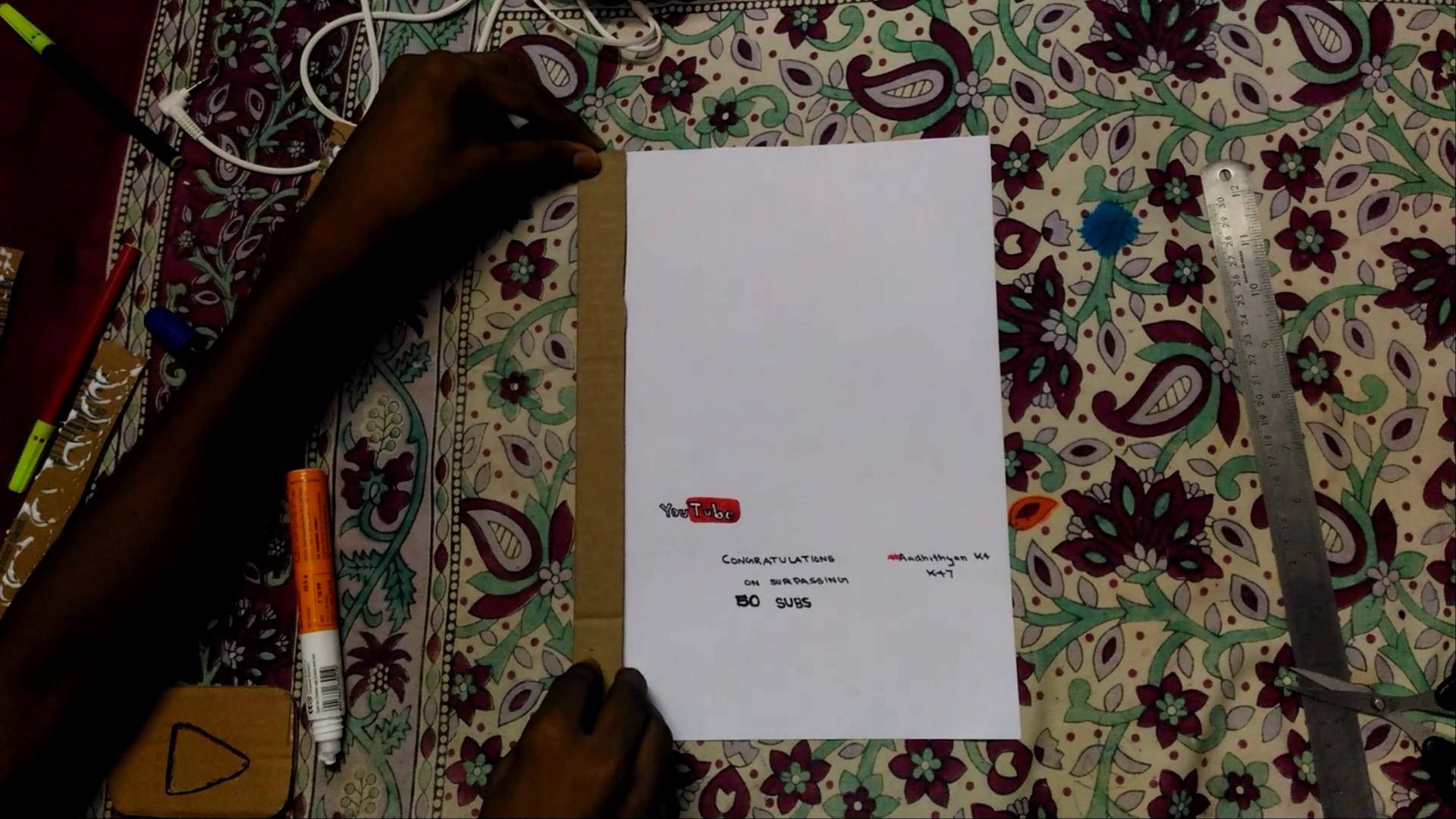 Cardboard Youtube Play Button | DIY Tutorial : 8 Steps - Instructables
