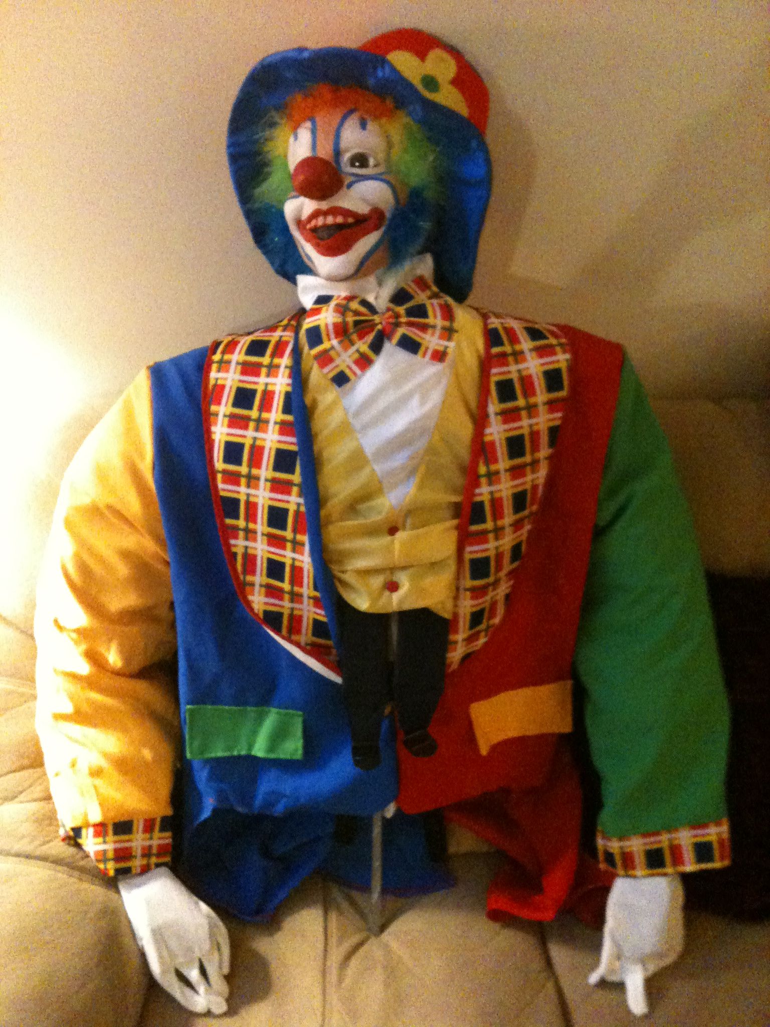 "Class Clown Delivery" Halloween Illusion Costume : 5 Steps (with ...