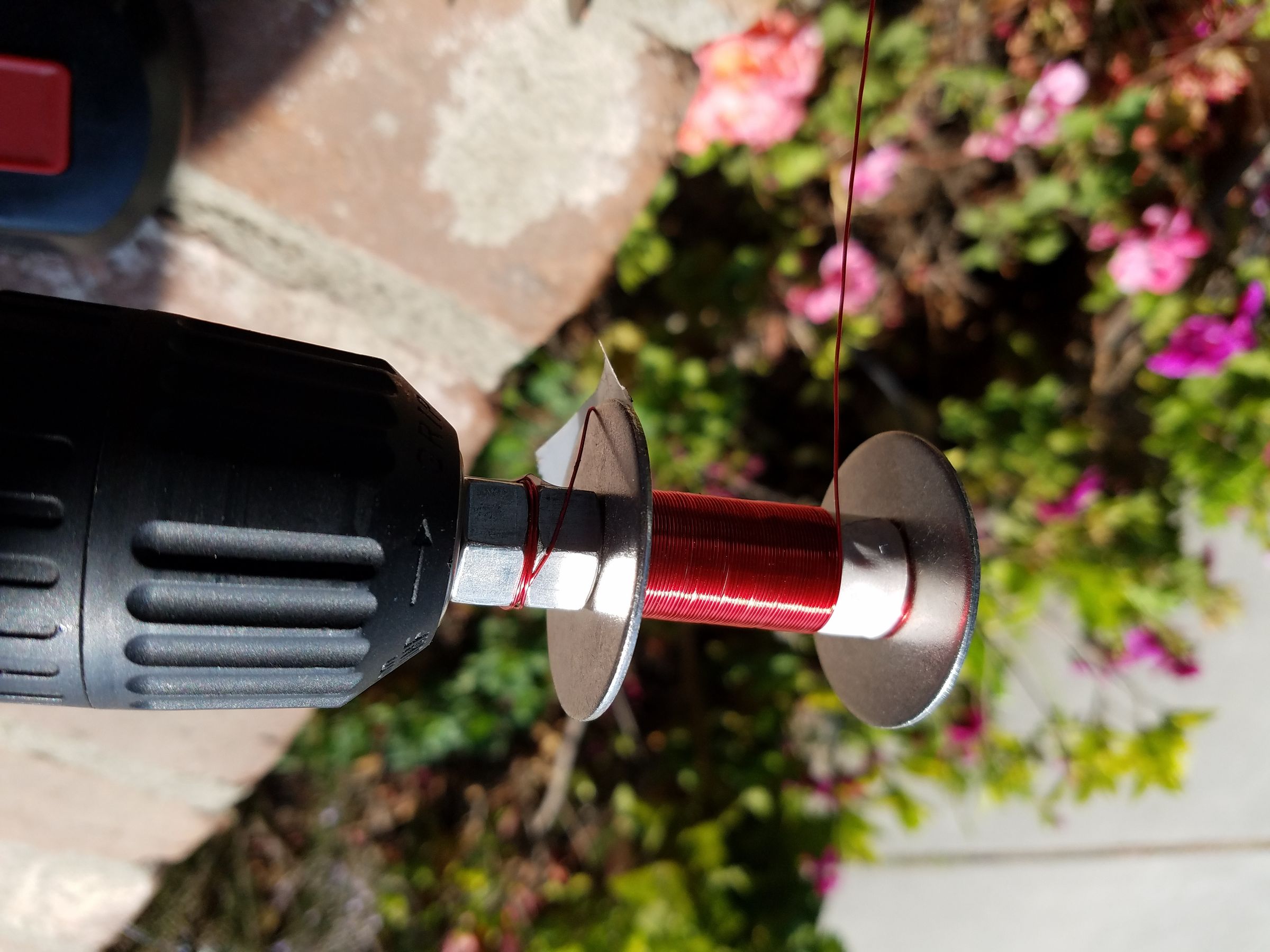 Levitator / Motor, Solar Powered : 3 Steps (with Pictures) - Instructables