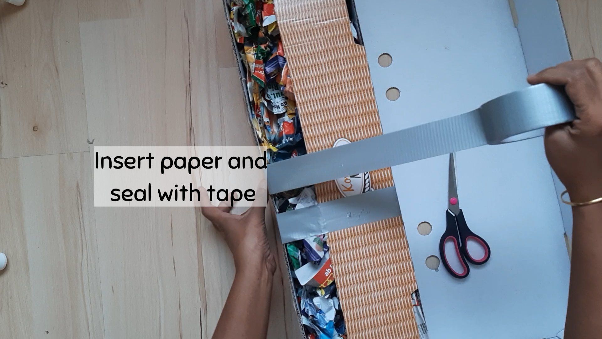 Kids Bookshelf From Cardboard : 6 Steps - Instructables