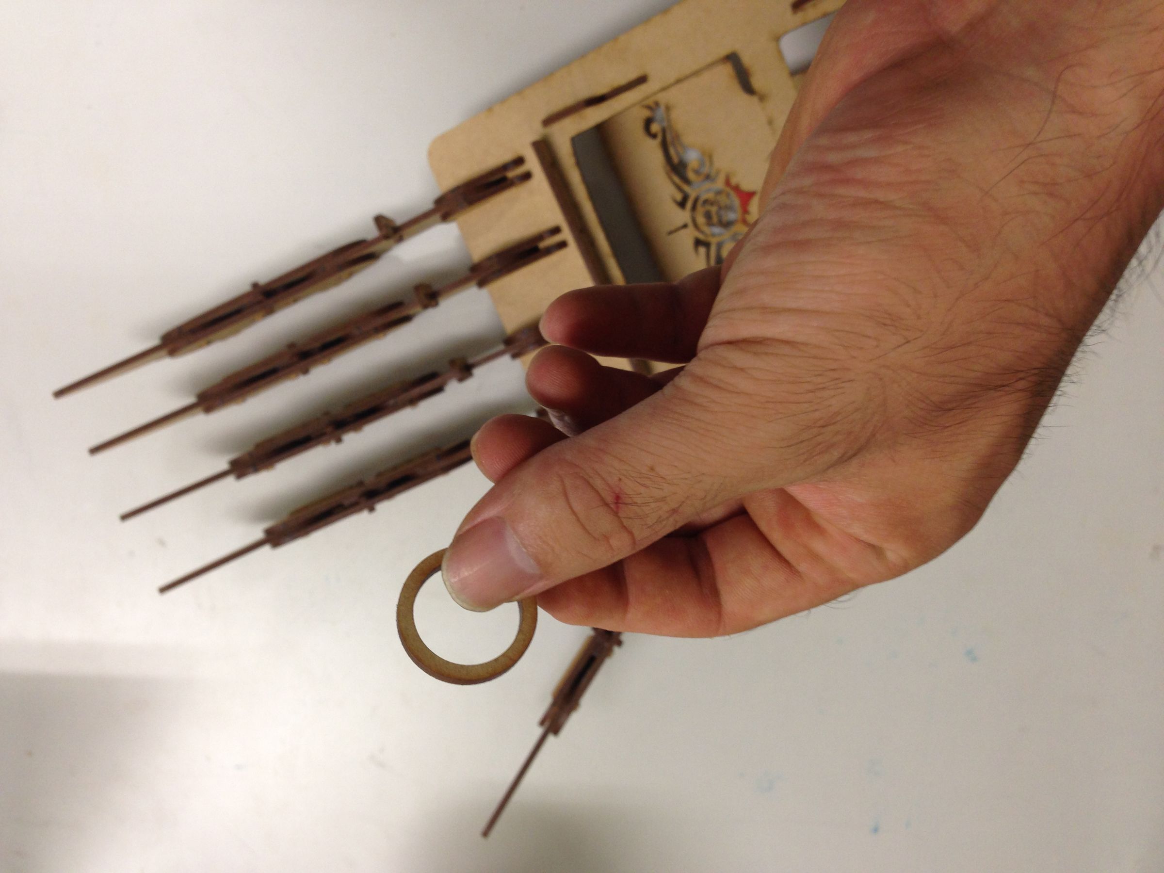 Laser-cut Mechanical Claw : 6 Steps (with Pictures) - Instructables