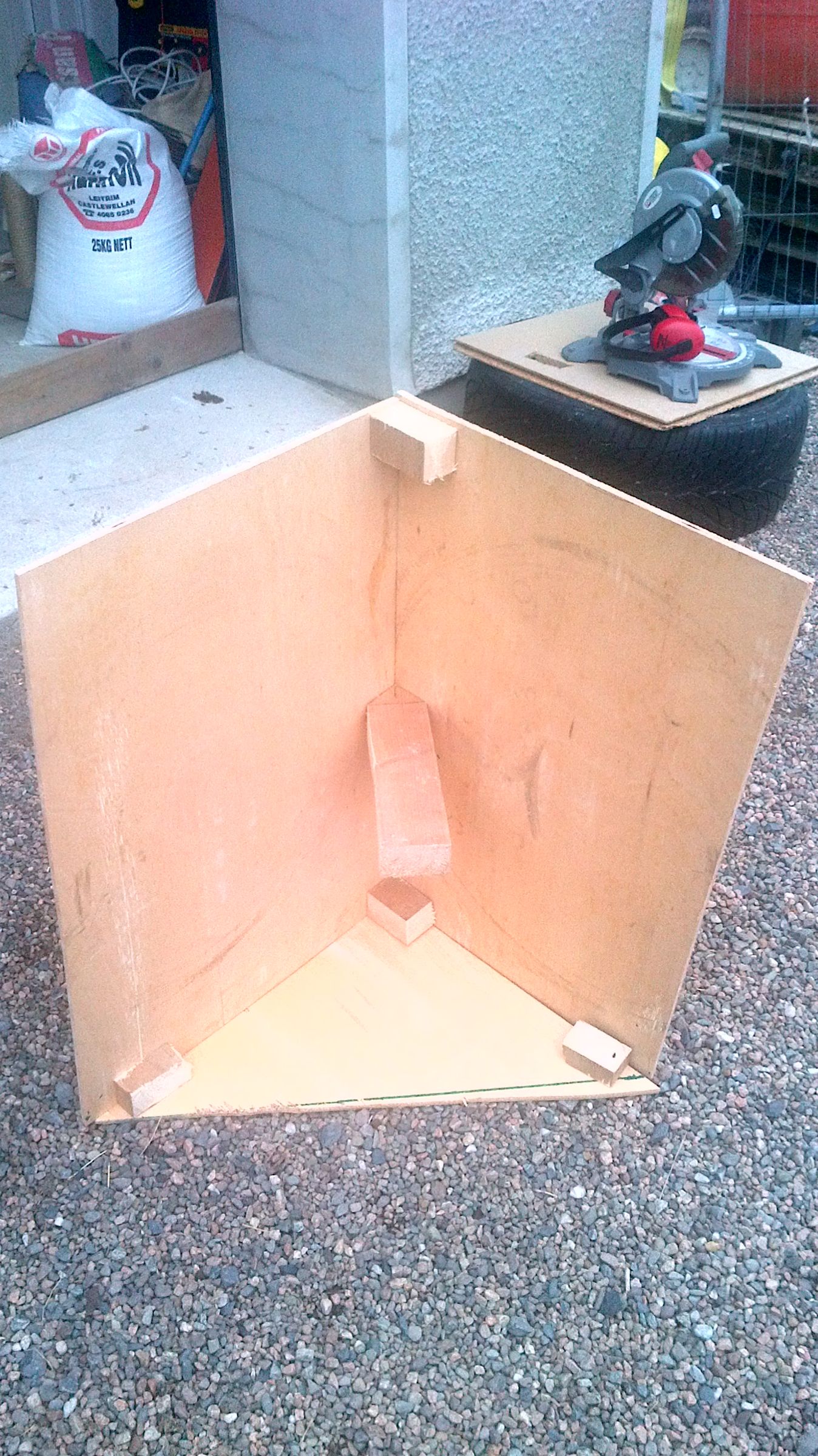 Beehive Made From Tyres : 7 Steps - Instructables