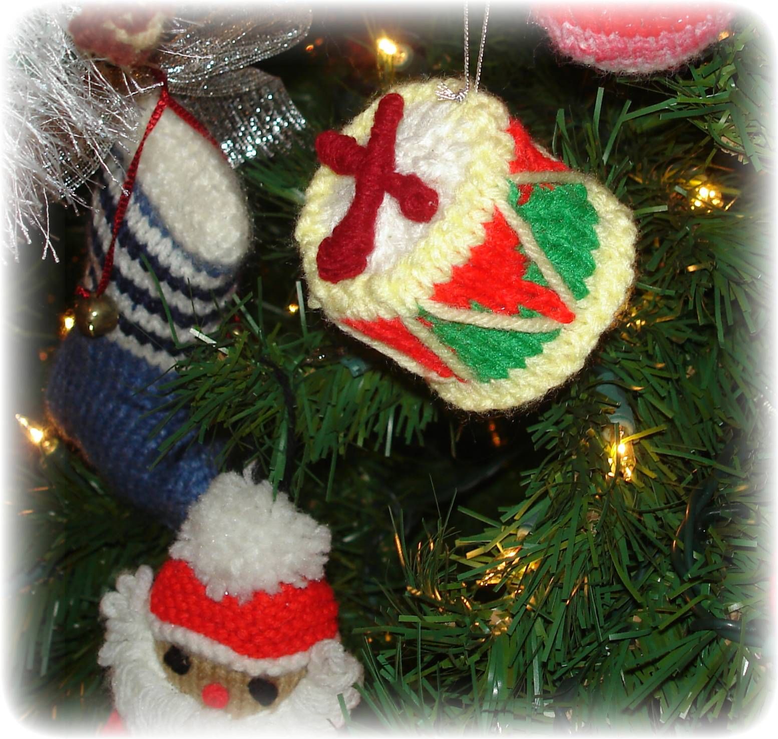 Celebrating Christmas With Knitting : 12 Steps - Instructables